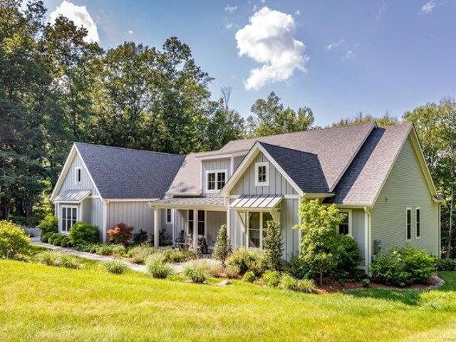 house with 4 bedroom, Sherman CT DLS101998036
