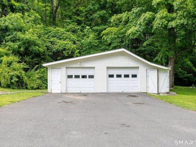 house with 4 bedroom, Sherman CT ES104299872