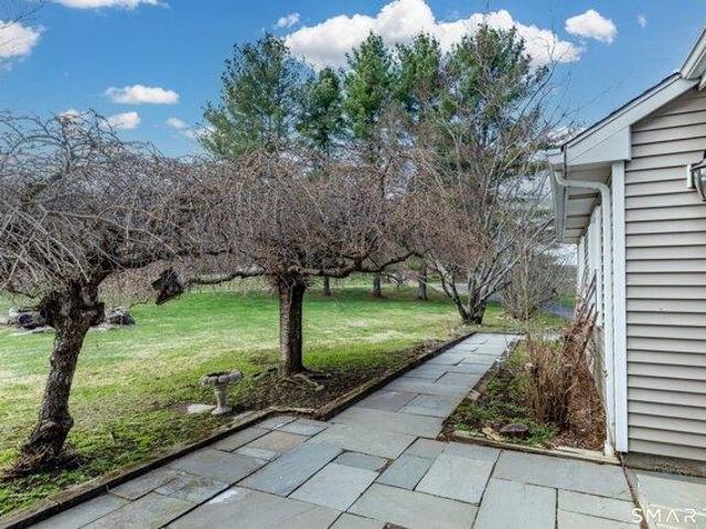 house with 4 bedroom, Sherman CT ES103070886