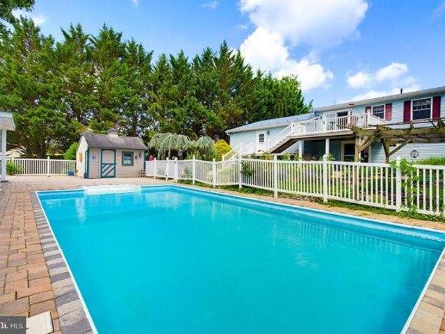 house with 4 bedroom, Shermans Dale PA ES104905864