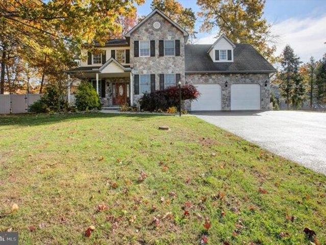 house with 4 bedroom, Shippensburg PA ES104904336