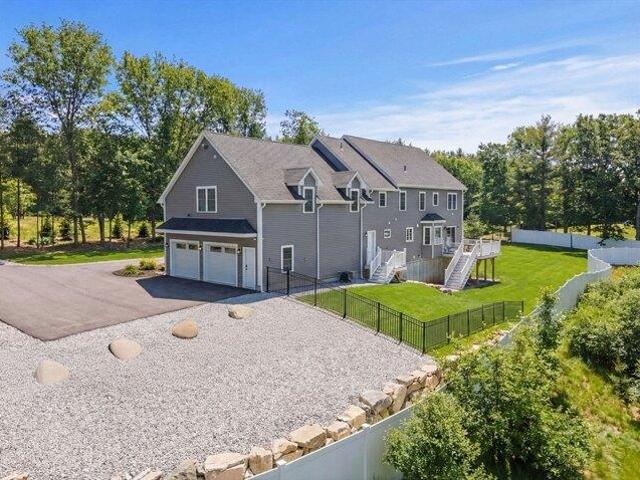 house with 4 bedroom, Shirley MA DLS102670201