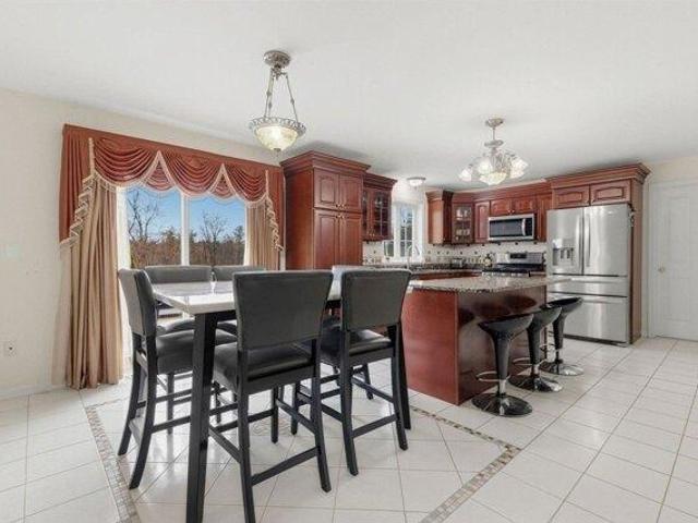 house with 4 bedroom, Shirley MA ES104898194