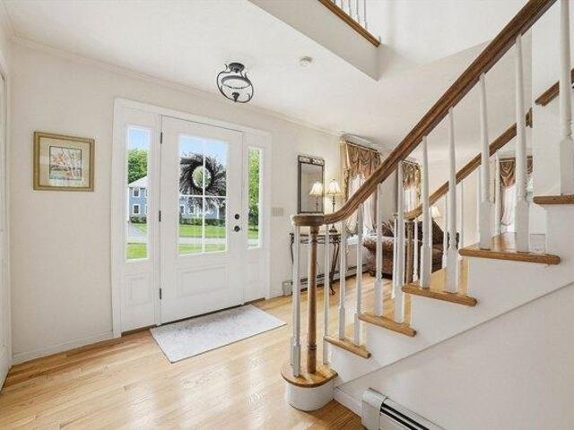 house with 4 bedroom, Shrewsbury MA DLS102960347