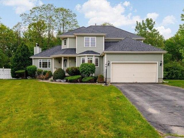 house with 4 bedroom, Shrewsbury MA DS102777652
