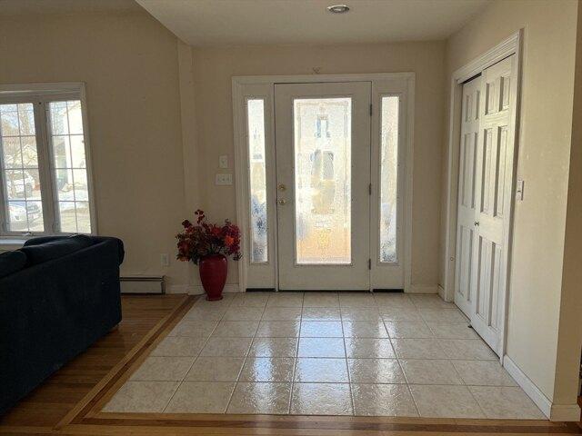 house with 4 bedroom, Shrewsbury MA DS103128285