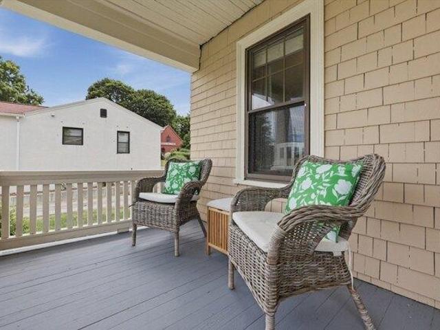 house with 4 bedroom, Shrewsbury MA ES104788276