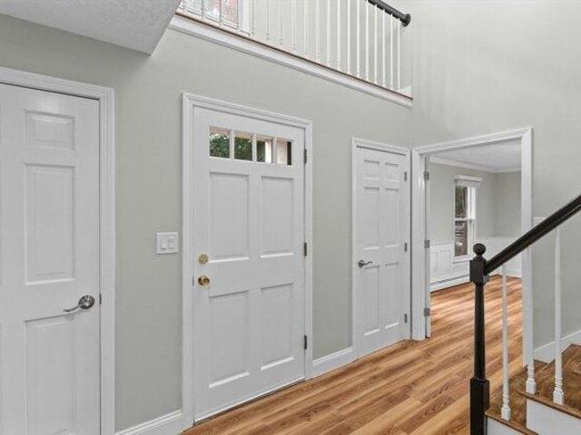 house with 4 bedroom, Shrewsbury MA ES104807907