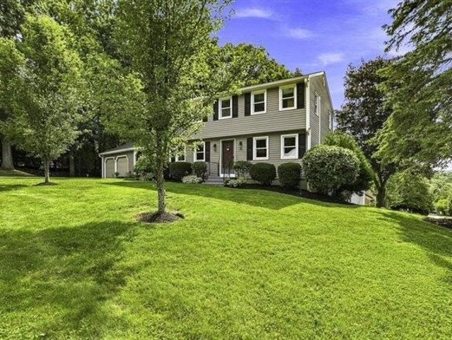 house with 4 bedroom, Shrewsbury MA ES105058894