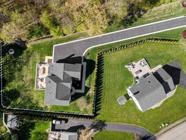 house with 4 bedroom, Shrewsbury MA ES105106859