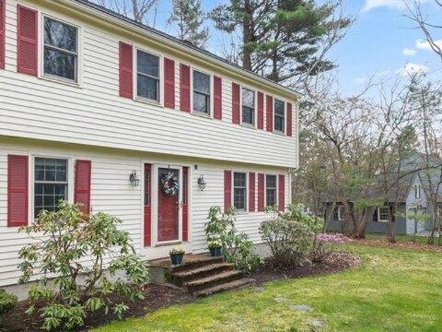 house with 4 bedroom, Shrewsbury MA ES103443237