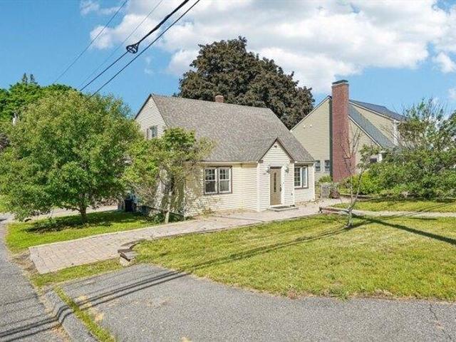 house with 4 bedroom, Shrewsbury MA ES103888856