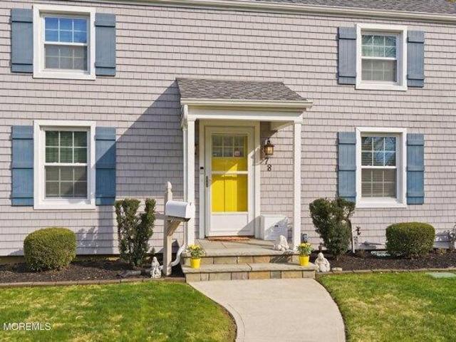 house with 4 bedroom, Shrewsbury NJ DLS102800389