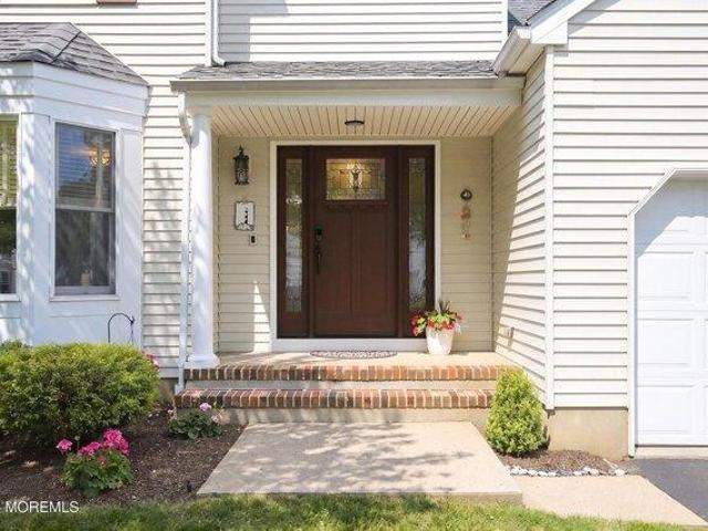 house with 4 bedroom, Shrewsbury NJ ES104869927