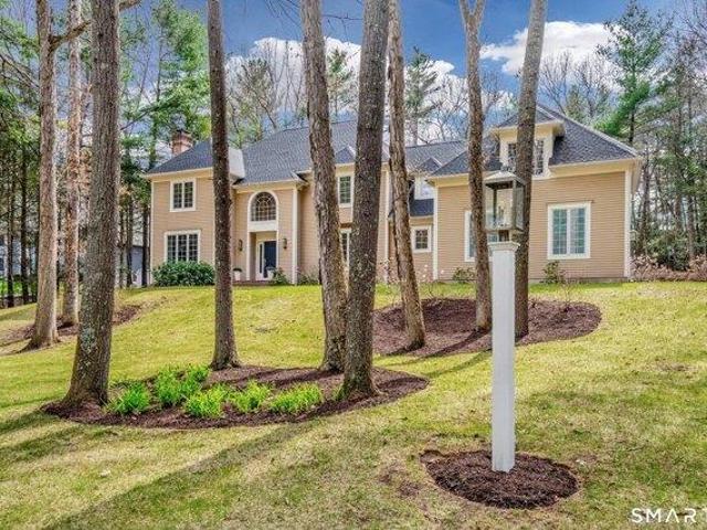 house with 4 bedroom, Simsbury CT DLS102727064