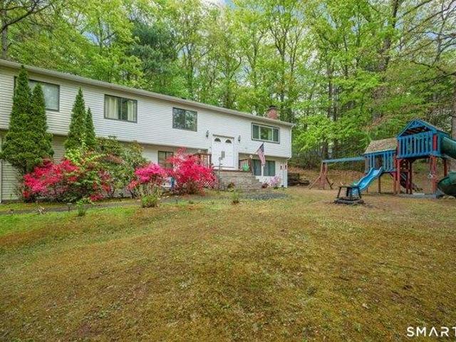 house with 4 bedroom, Simsbury CT DLS102824009