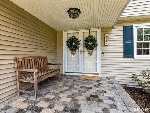 house with 4 bedroom, Simsbury CT DS101659697