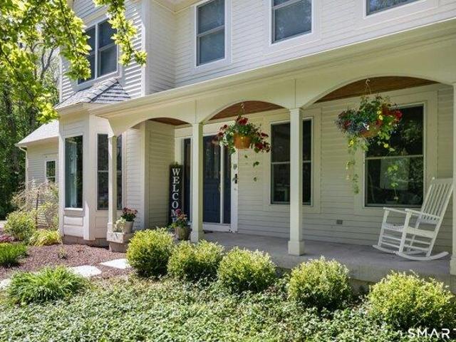 house with 4 bedroom, Simsbury CT DS103159955