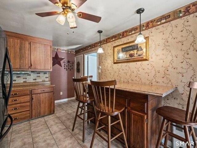 house with 4 bedroom, Simsbury CT DS104187872