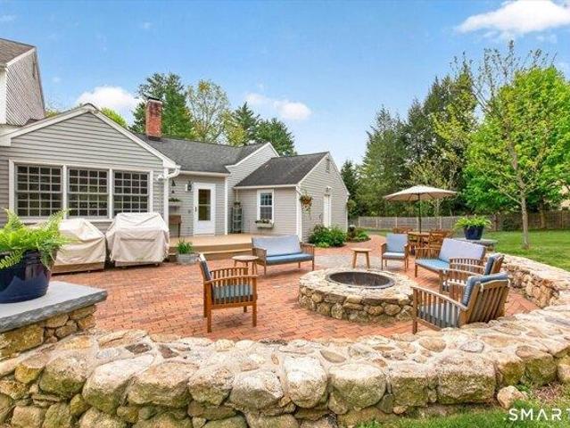 house with 4 bedroom, Simsbury CT ES103928642