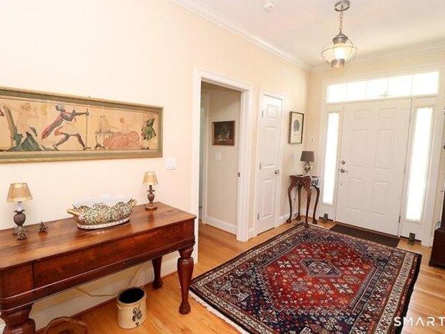 house with 4 bedroom, Simsbury CT ES104835443