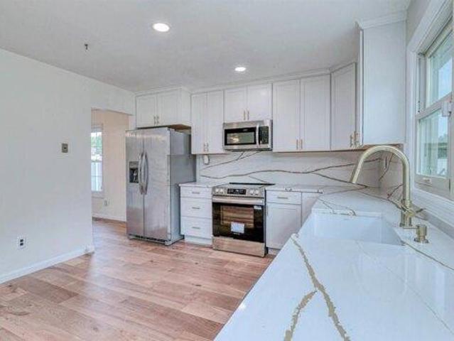house with 4 bedroom, Sicklerville NJ DS101706270