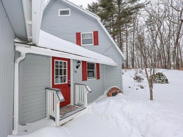 house with 4 bedroom, Somersworth NH DLS102255581