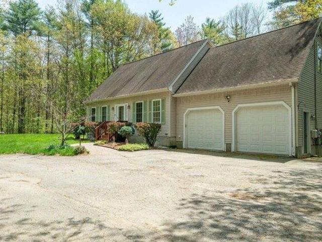 house with 4 bedroom, Somersworth NH DS102218851