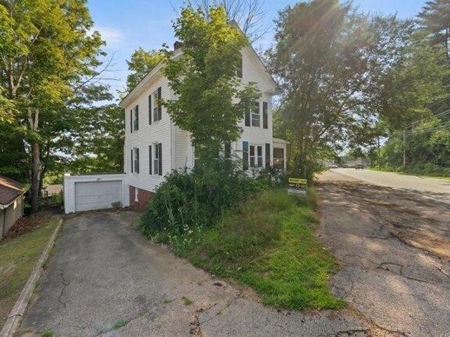 house with 4 bedroom, Somersworth NH ES105155991