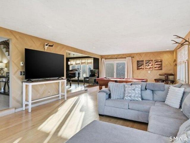 house with 4 bedroom, Somers CT ES103099911