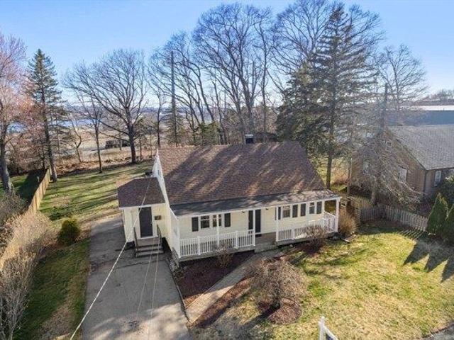 house with 4 bedroom, Somerset MA DS102445616