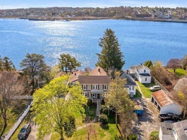 house with 4 bedroom, Somerset MA DS103037671