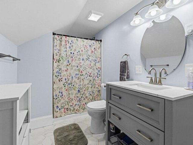 house with 4 bedroom, Somerset MA ES103019722