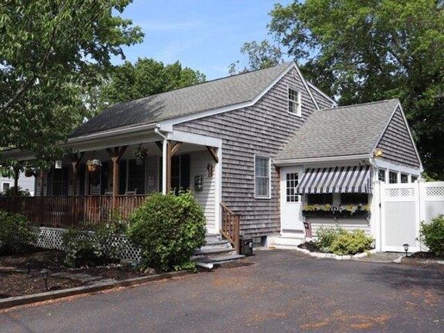 house with 4 bedroom, Somerset MA ES104811152