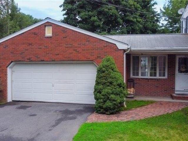 house with 4 bedroom, Somerset MA ES104830798