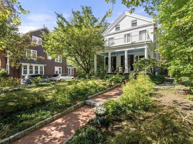 house with 4 bedroom, Somerville MA DLS103019037