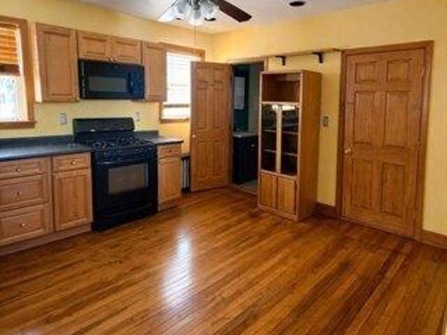 house with 4 bedroom, Somerville MA DS103966409