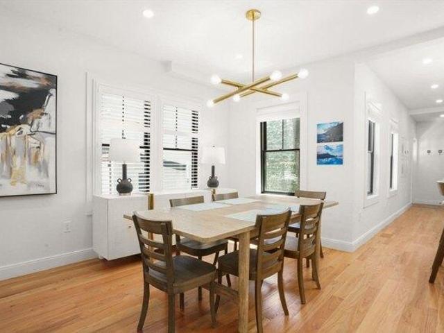 house with 4 bedroom, Somerville MA ES104330413