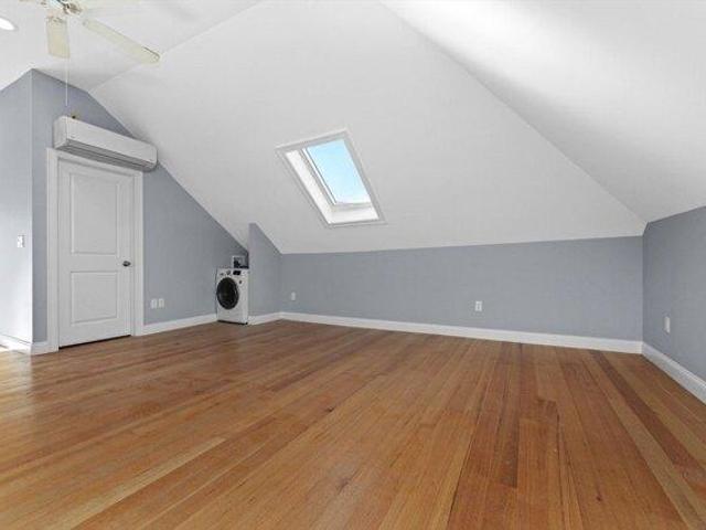 house with 4 bedroom, Somerville MA ES104478989