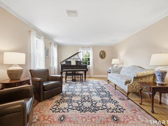 house with 4 bedroom, South Windsor CT DLS102313827