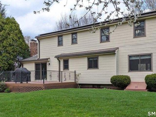 house with 4 bedroom, South Windsor CT DLS102442568