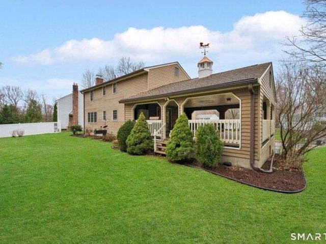 house with 4 bedroom, South Windsor CT DLS102444943