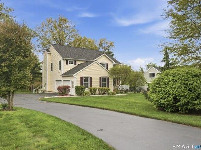 house with 4 bedroom, South Windsor CT DLS102475047