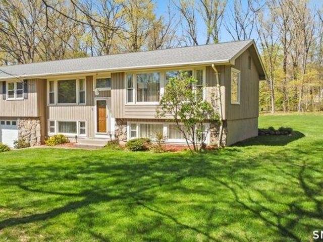 house with 4 bedroom, South Windsor CT DS102531092