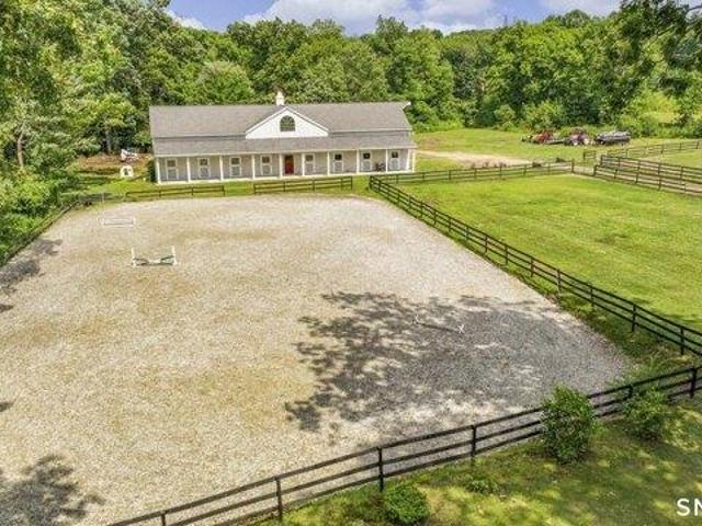 house with 4 bedroom, South Windsor CT DS102725856