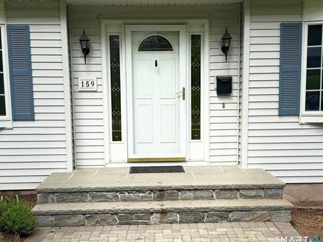 house with 4 bedroom, South Windsor CT ES105105526