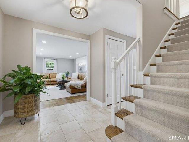 house with 4 bedroom, South Windsor CT ES105156797