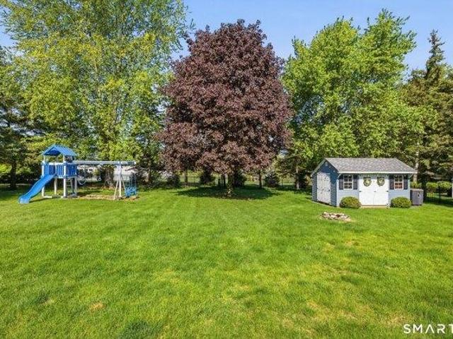 house with 4 bedroom, South Windsor CT ES102827307