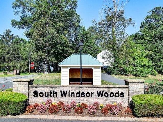 house with 4 bedroom, South Windsor CT ES103127410