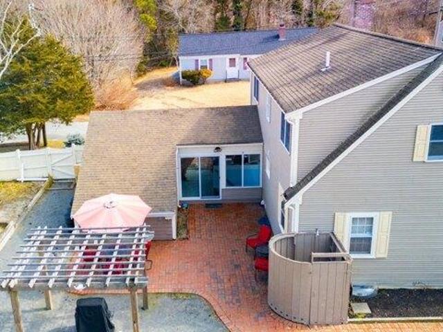 house with 4 bedroom, South Yarmouth MA DS89812406